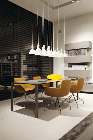 Singer Table - High quality designer products | Architonic