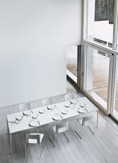 25 TABLE - Dining tables from Desalto | Architonic