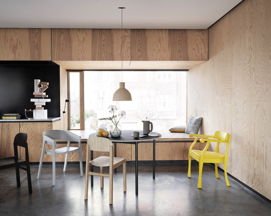 BASE TABLE | ROUND - Dining tables from Muuto | Architonic
