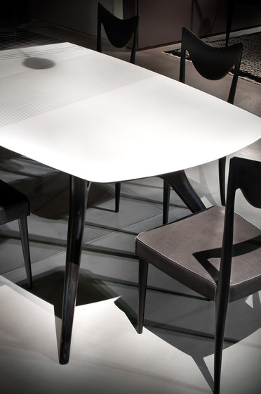 LIQUID Small table & designer furniture | Architonic