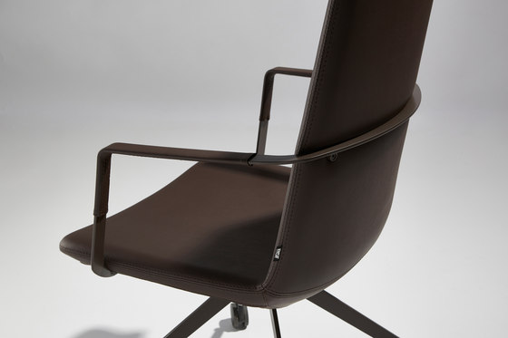 ZONE - Chairs from B&T Design | Architonic
