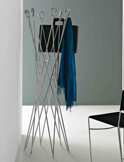 JACK - Coat racks from ROBOTS | Architonic