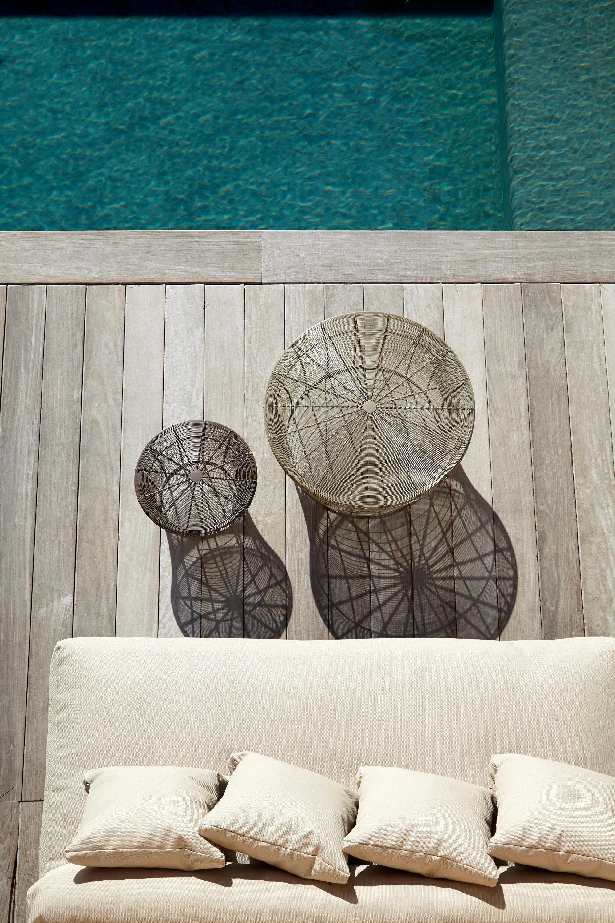 ARAM LOW STOOL - Stools from GANDIABLASCO | Architonic