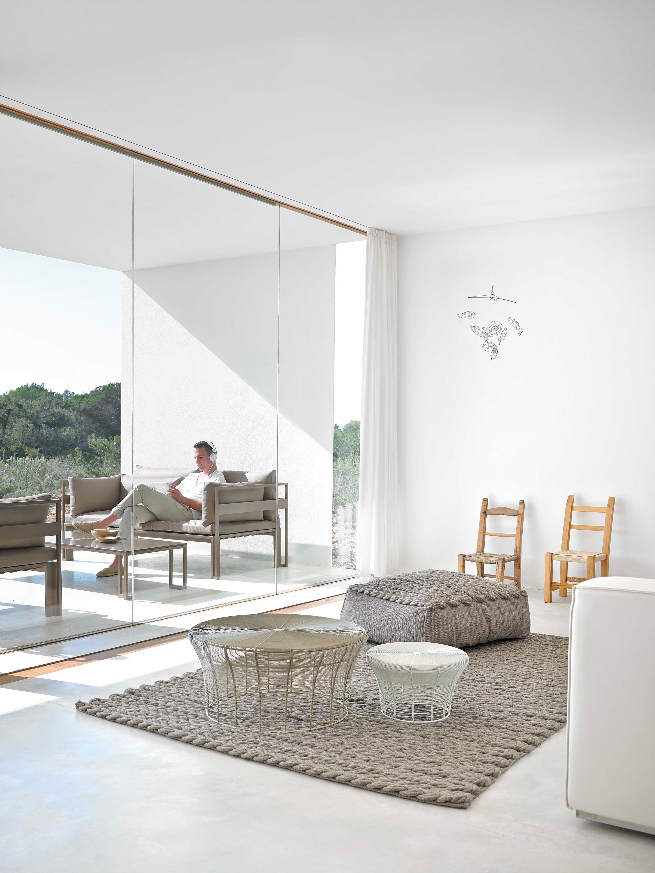 ARAM LOW STOOL - Stools from GANDIABLASCO | Architonic