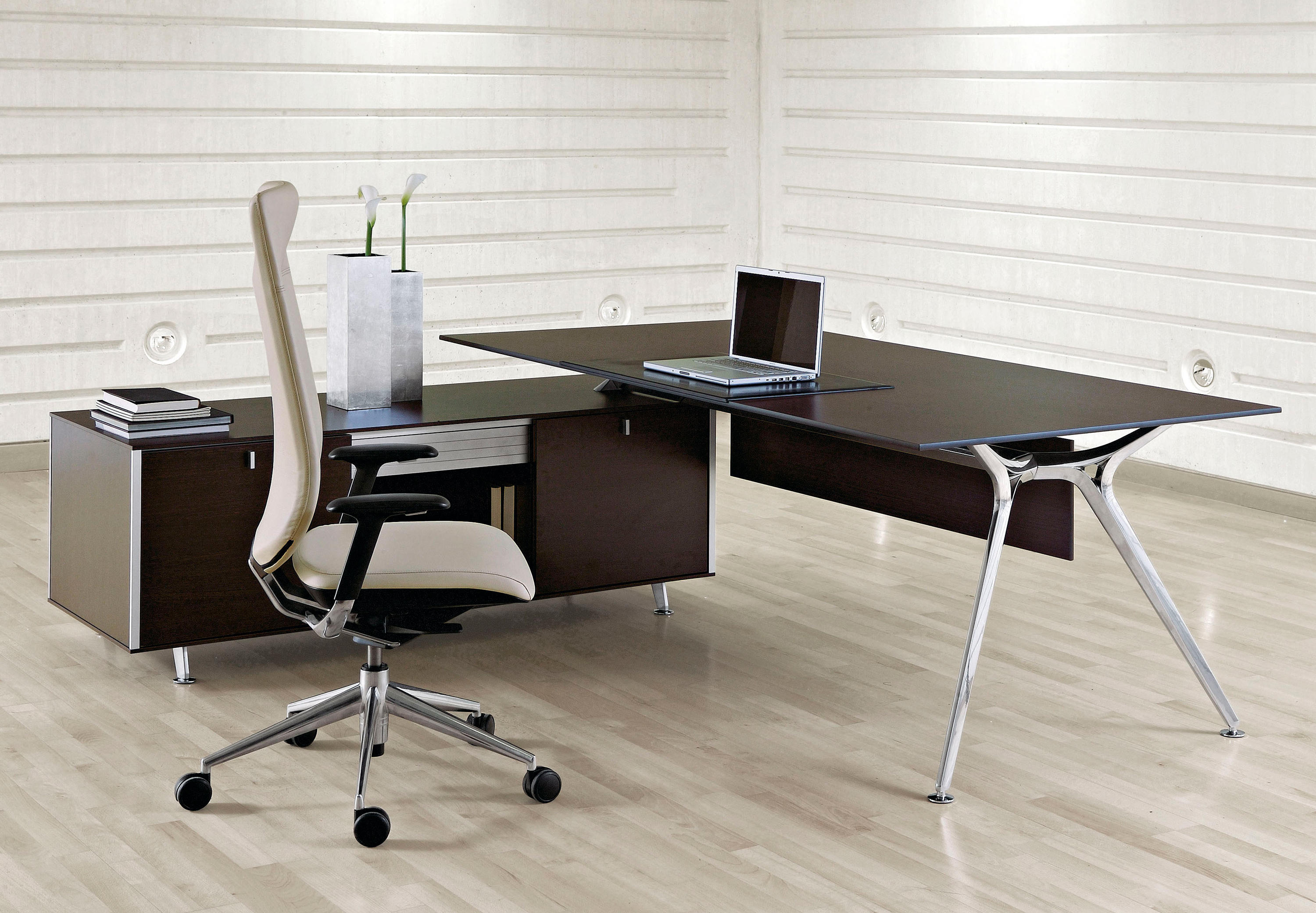 ARKITEK - Desks from actiu | Architonic