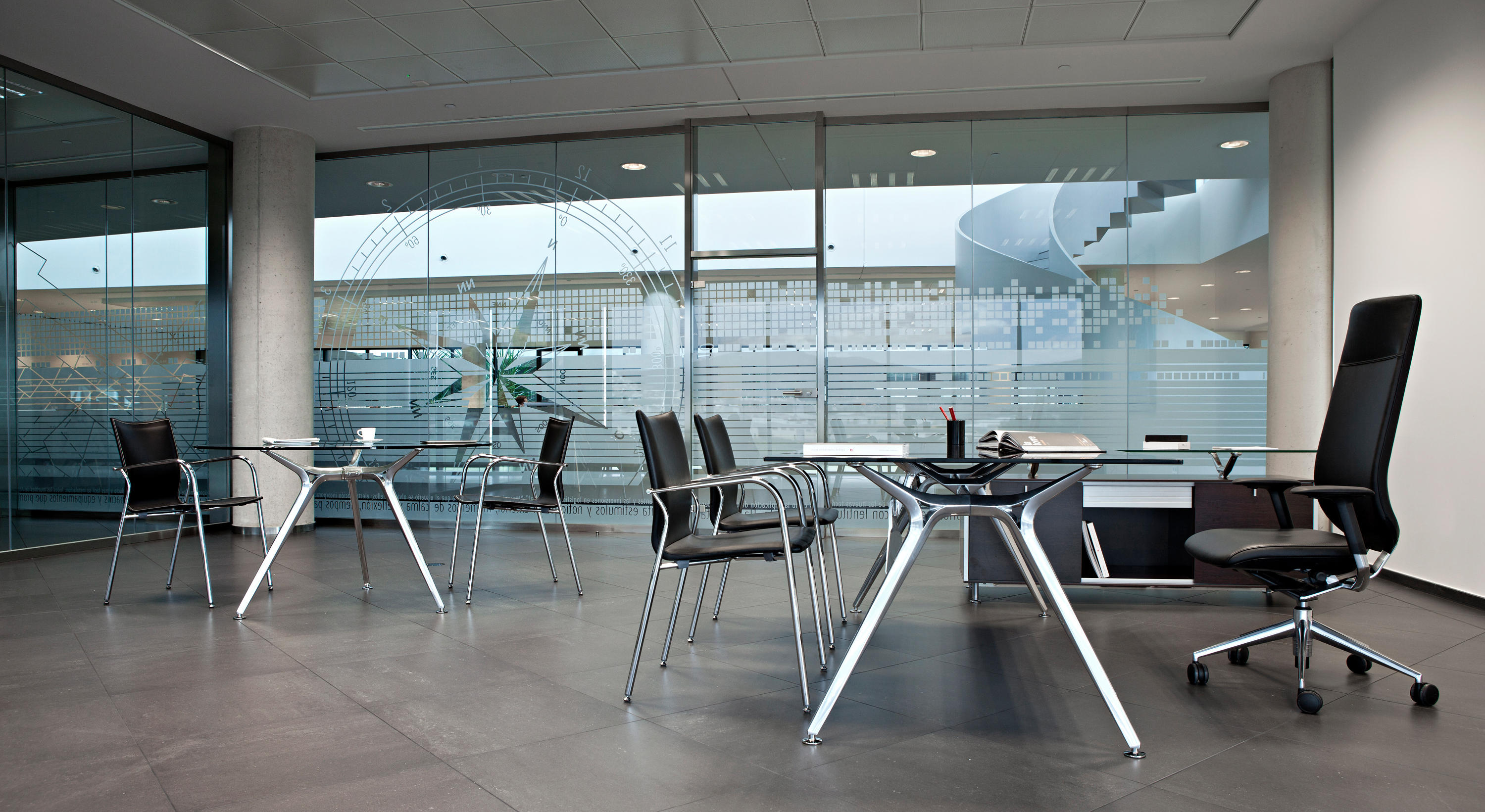 ARKITEK - Desks from actiu | Architonic