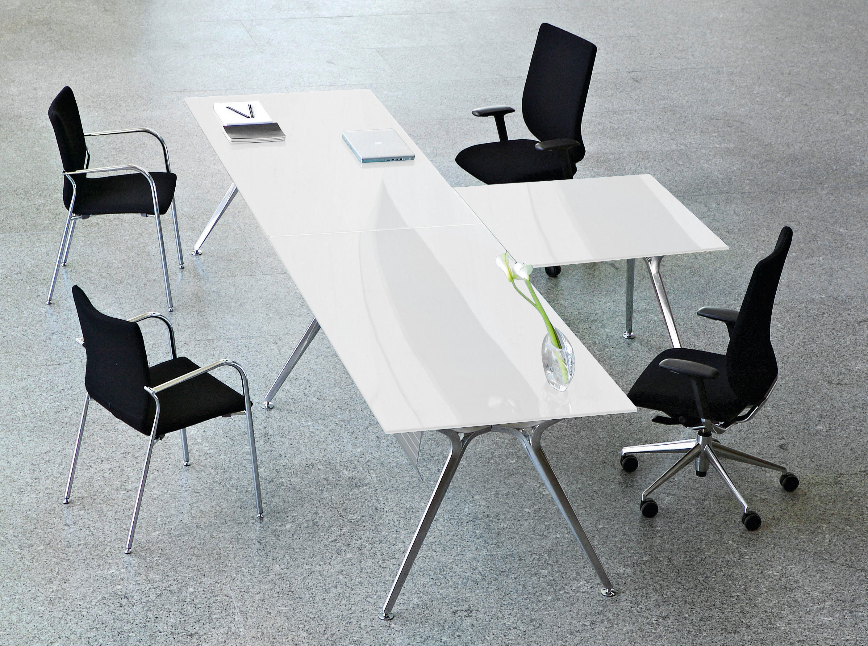 ARKITEK - Desks from actiu | Architonic