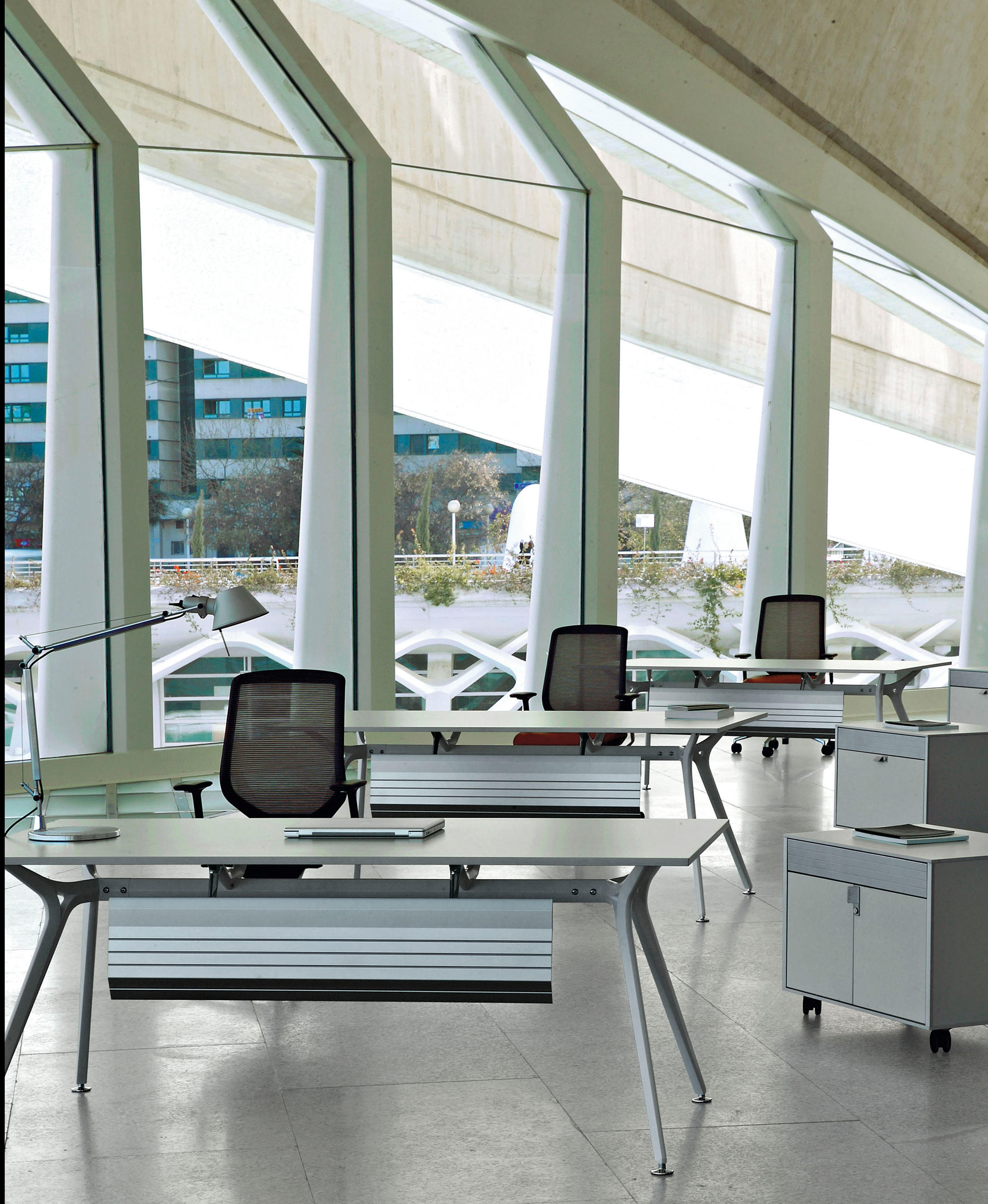 ARKITEK - Desks from actiu | Architonic