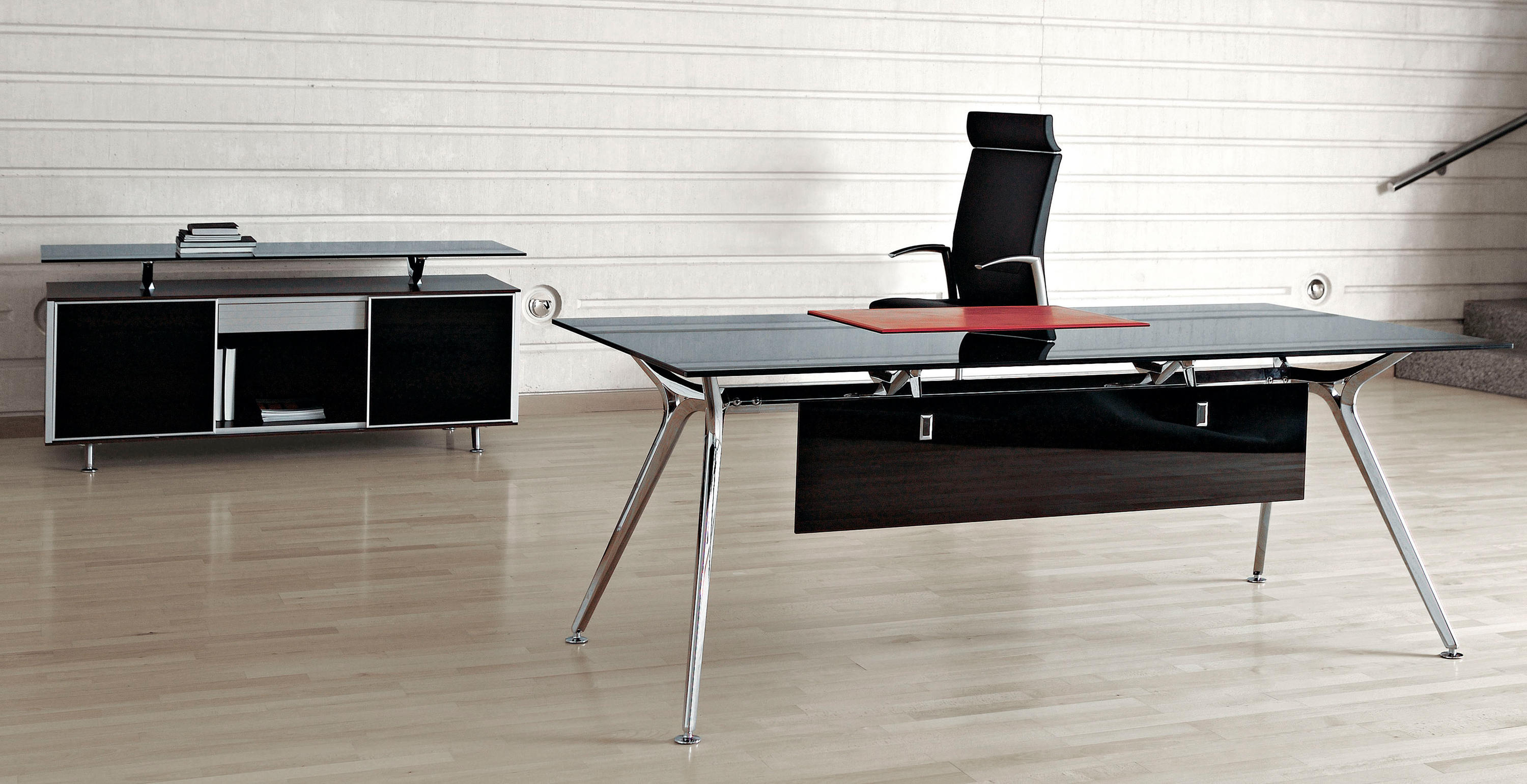 ARKITEK - Desks from actiu | Architonic