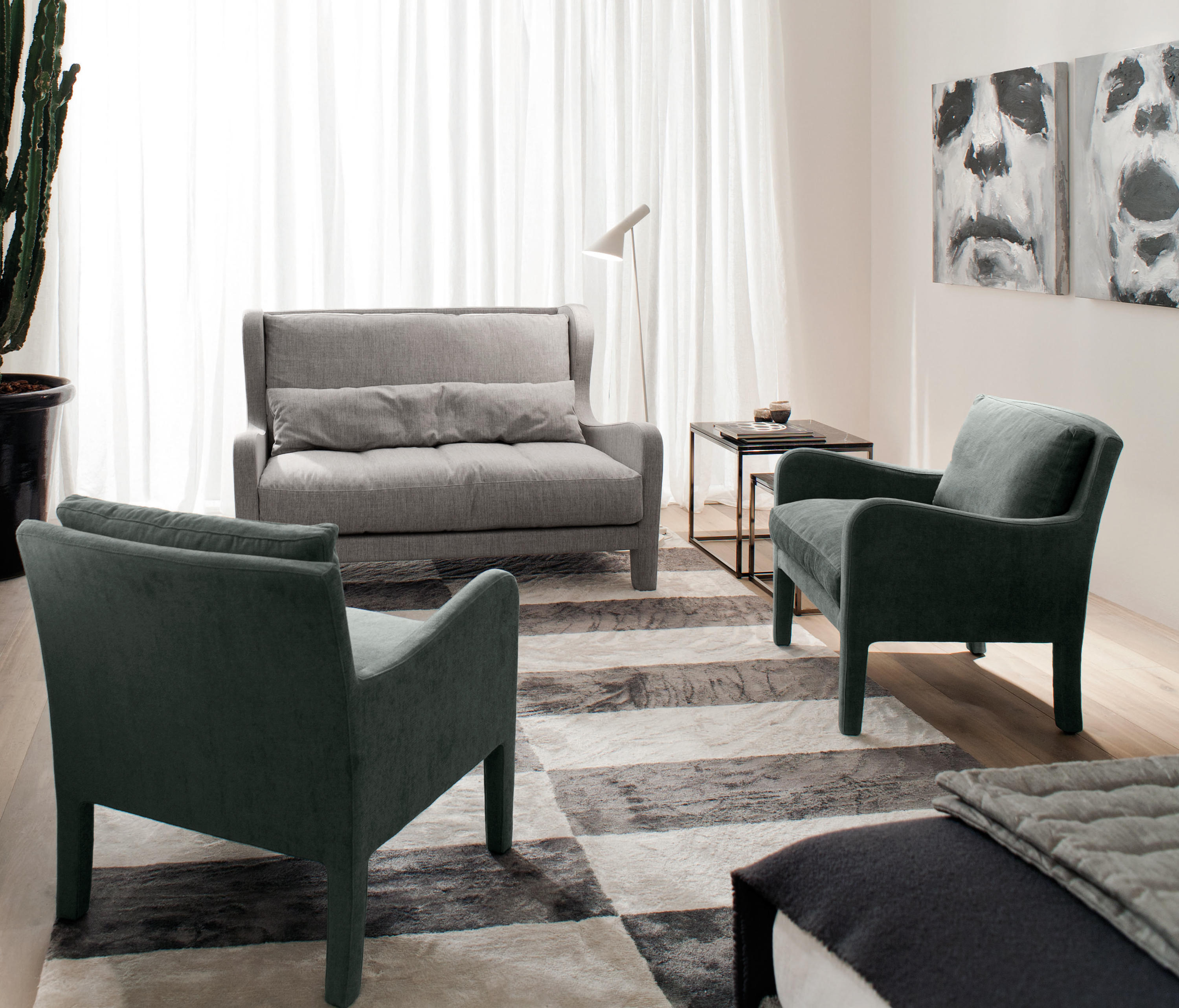 FORREST - Armchairs from Meridiani | Architonic