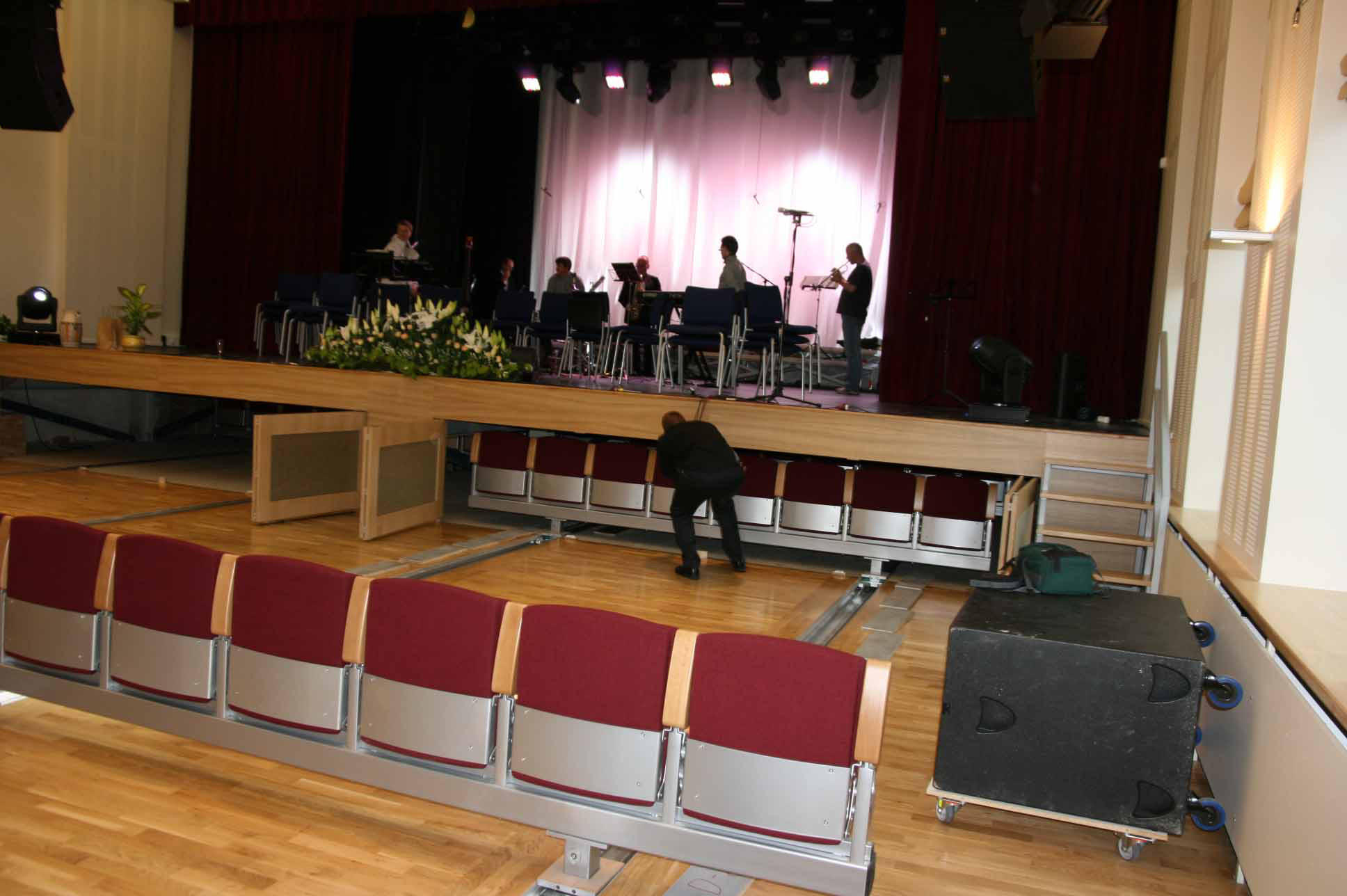 Space Rail - High quality designer products | Architonic