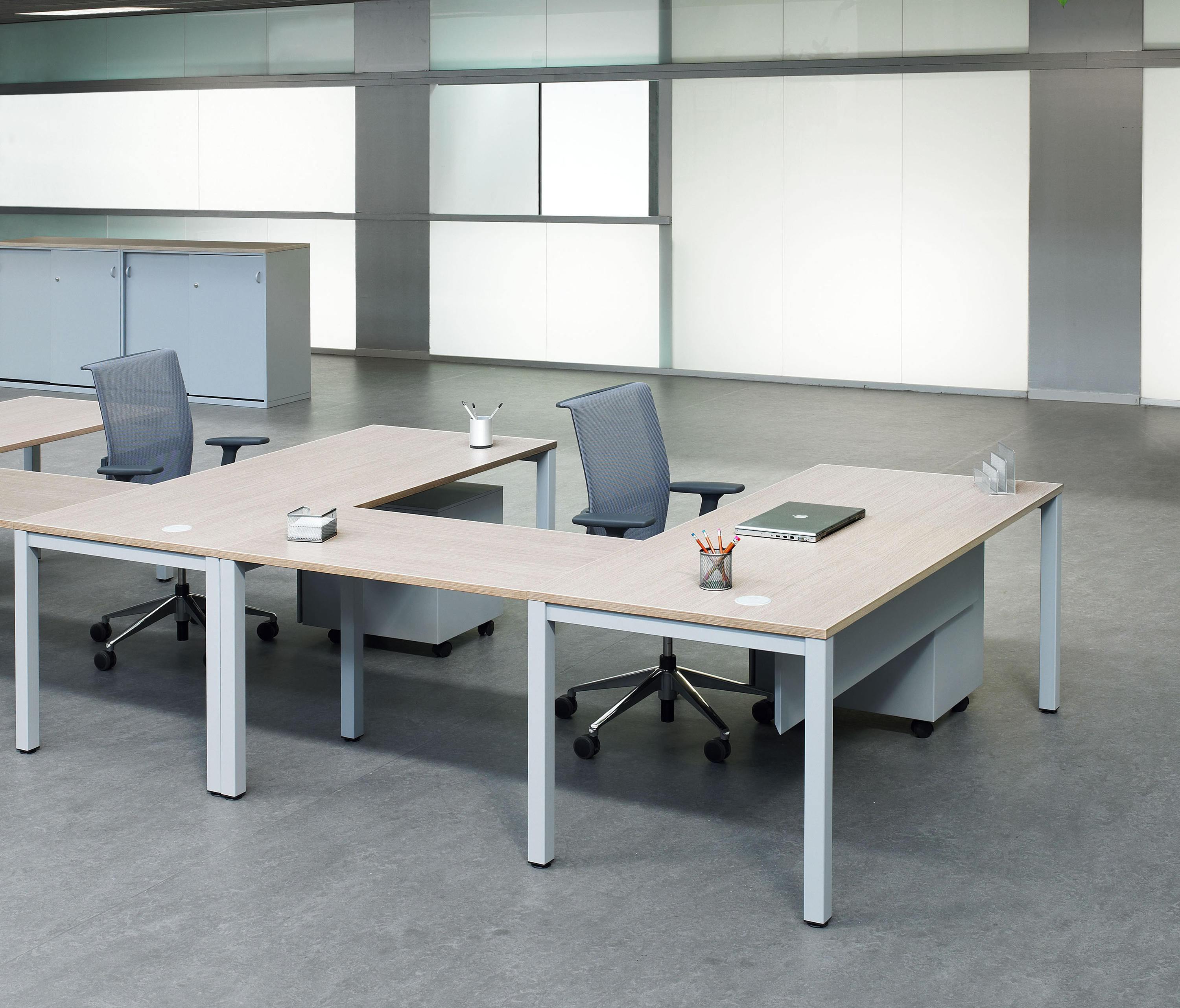 GEN Single desks & designer furniture | Architonic