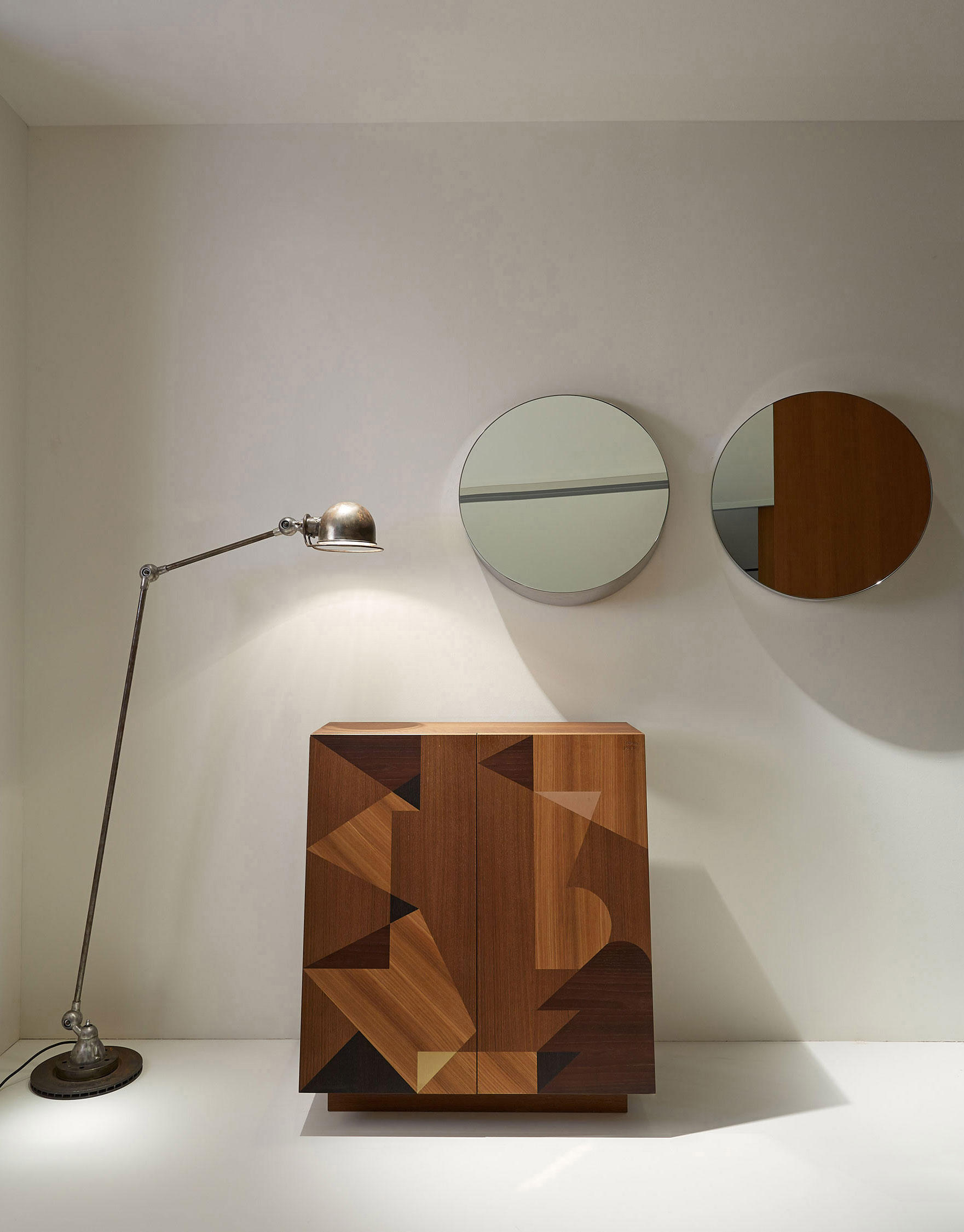 BELLEVUE - Mirrors from PORRO | Architonic