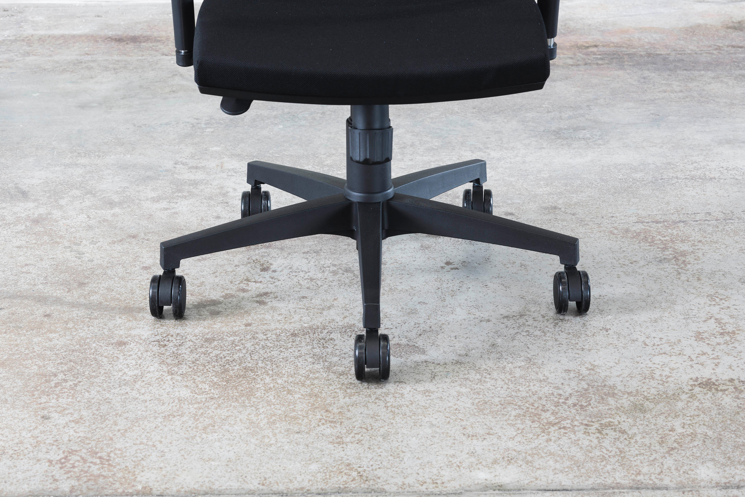 ENA OPERATIVE - Office chairs from Fantoni | Architonic