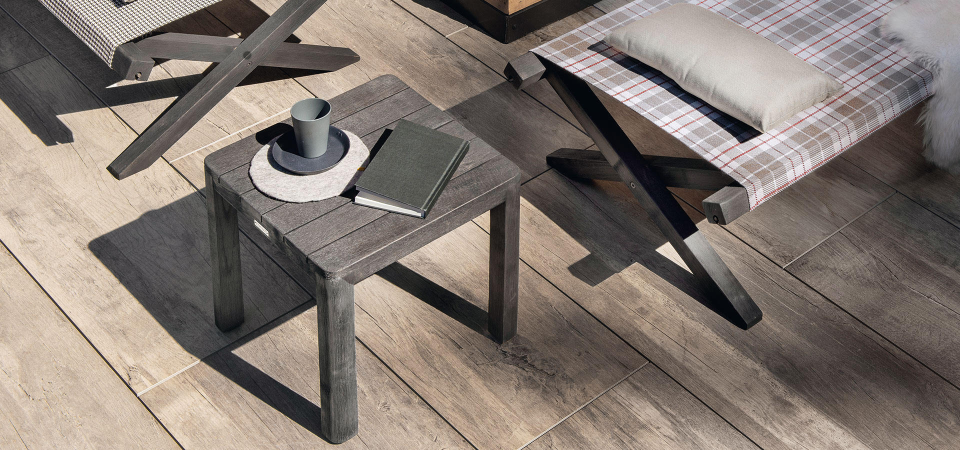 Clay side table & designer furniture | Architonic