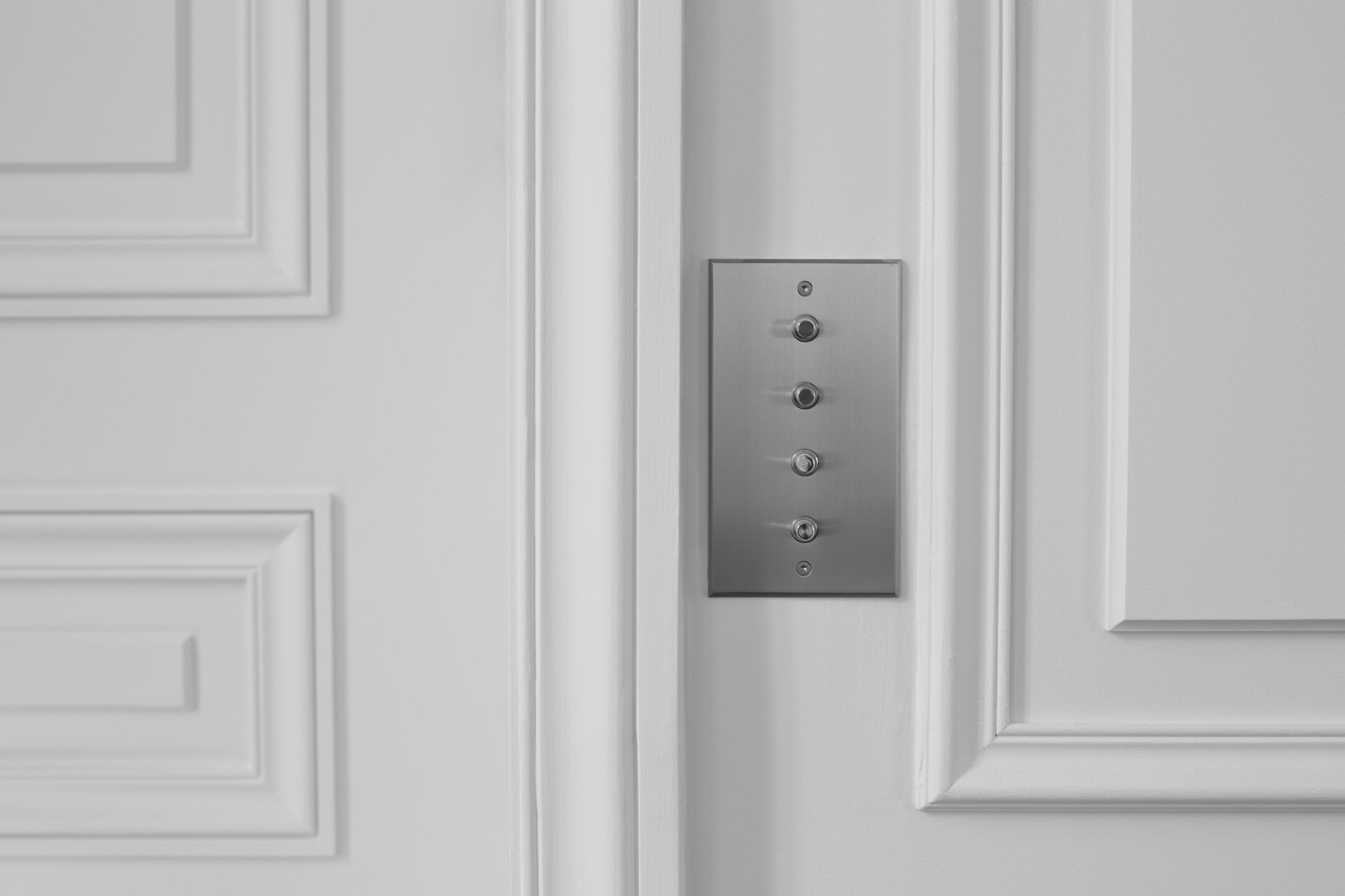 KEYPAD | 82 X 82 | 1 BP - Push-button switches from Meljac distributed ...