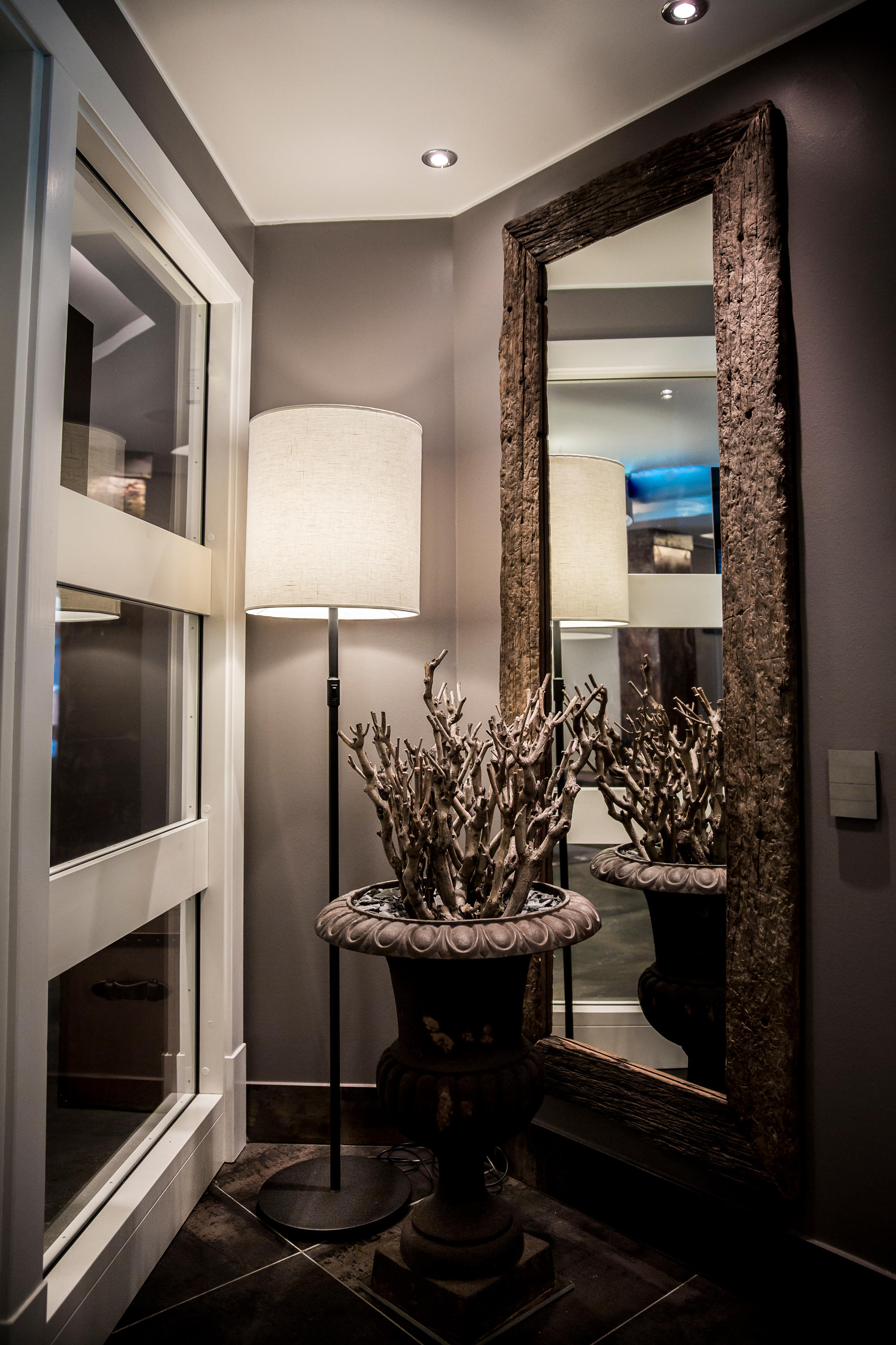 Dual | 86 Black structure | Architonic