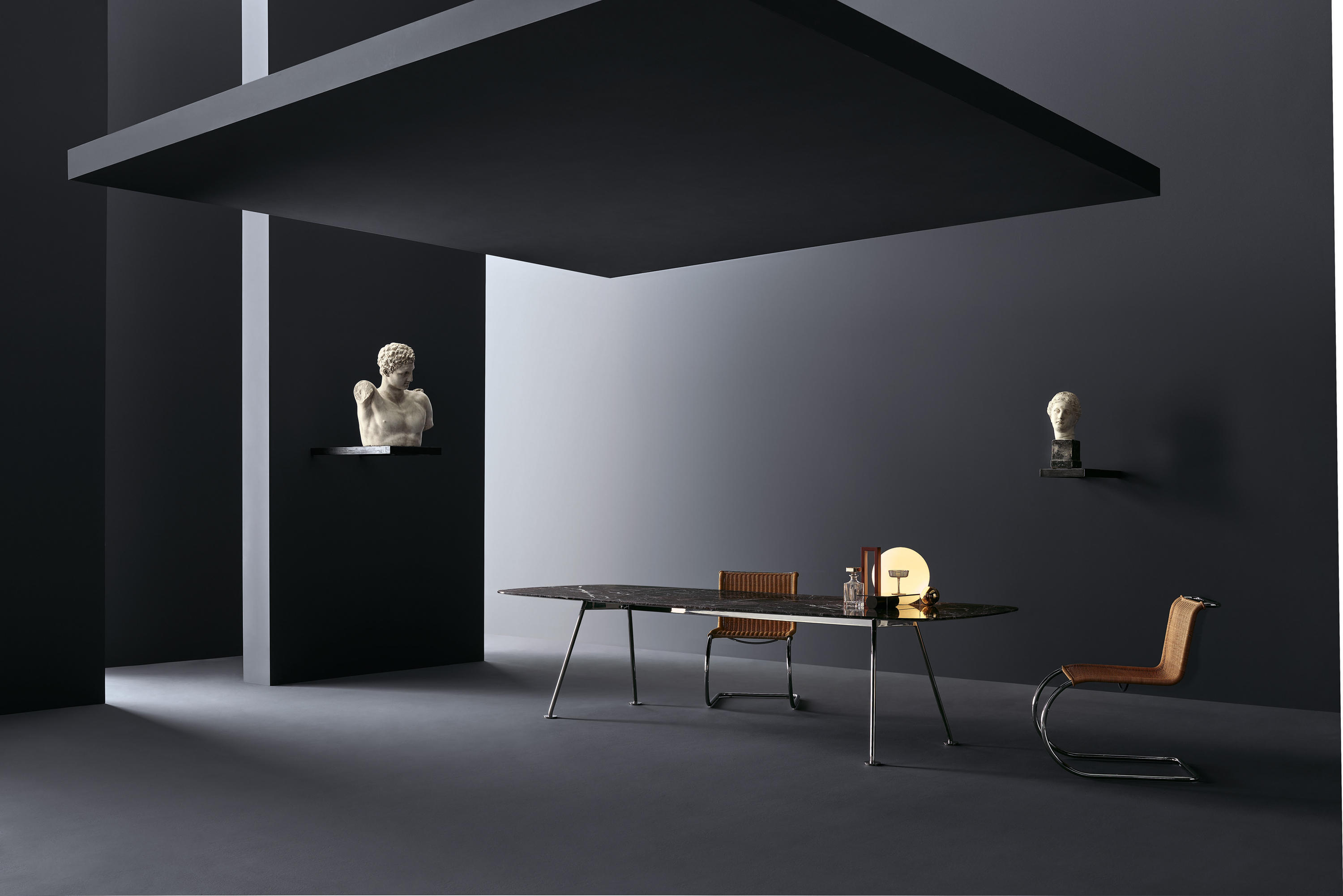 Grasshopper High Round Tables | Architonic