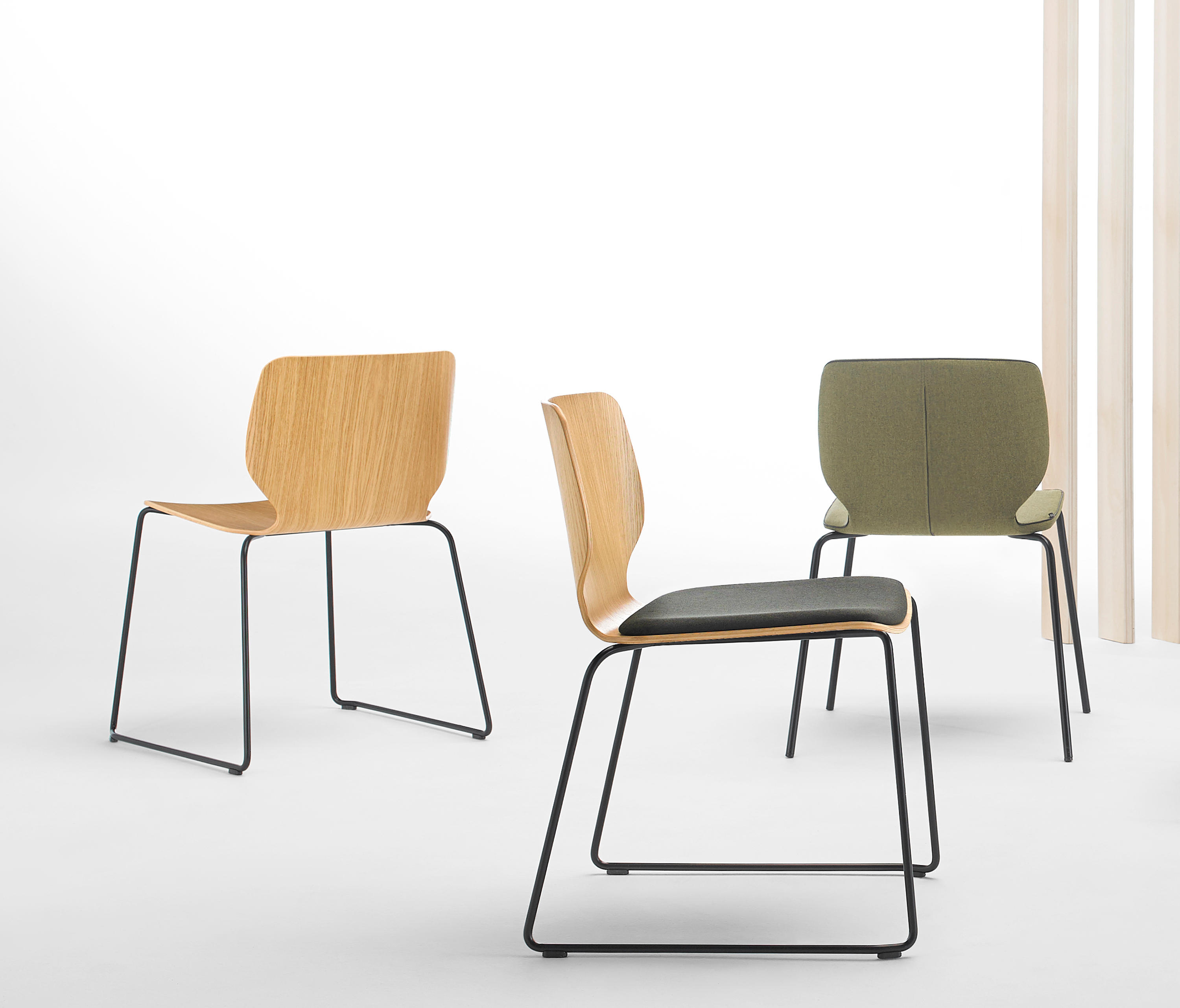 NIM - Bar stools from Inclass | Architonic