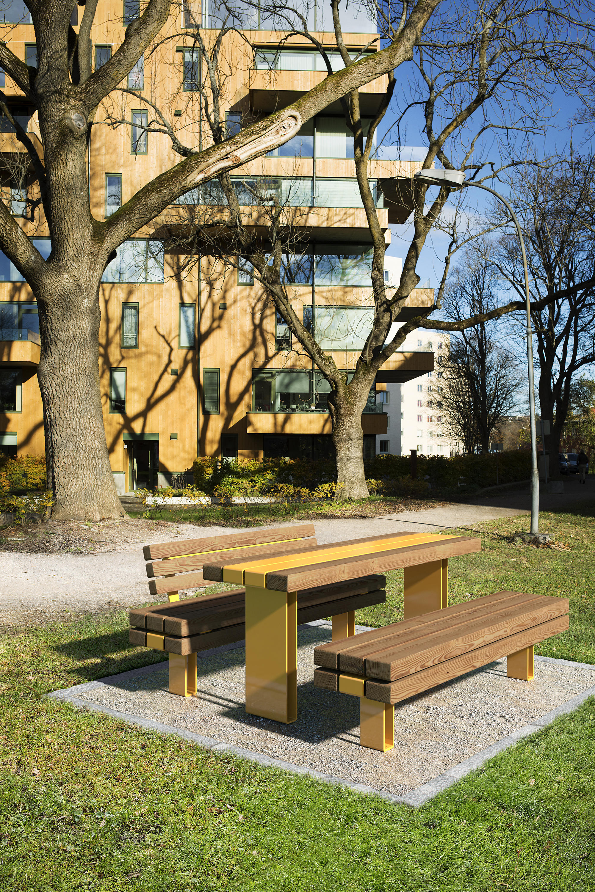 KONG TABLE - Dining tables from Vestre | Architonic