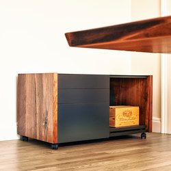 IGN. RECEPTION. & designer furniture | Architonic
