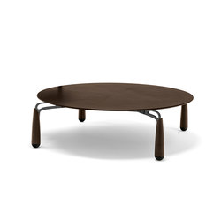 Research and select Tables from Giorgetti online | Architonic