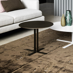 PIÙ TABLE - Side tables from Saba Italia | Architonic