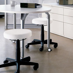 Expansion Casegoods & designer furniture | Architonic