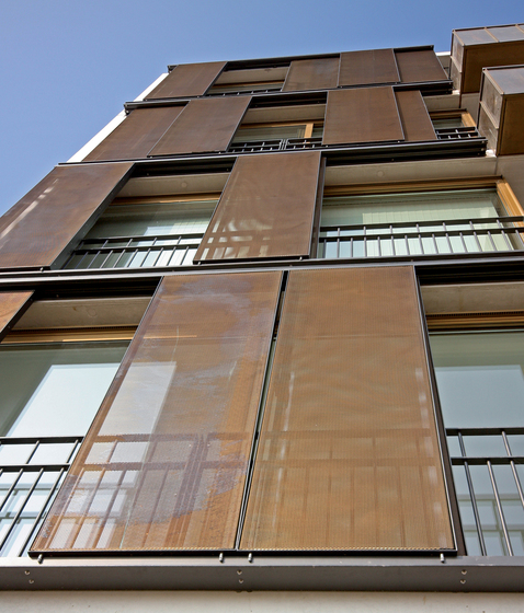 Sliding Shutter Screen & designer furniture | Architonic