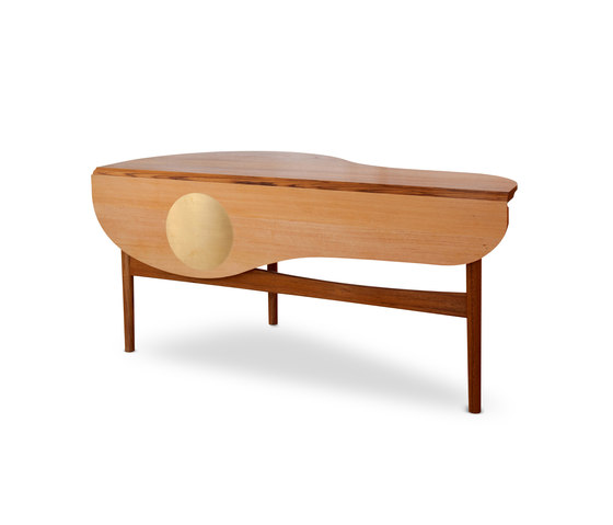 Butterfly Table & designer furniture | Architonic