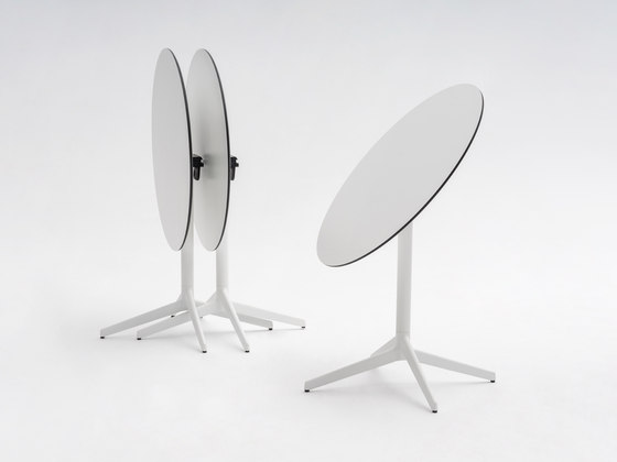 PILE TABLE - Dining tables from ENEA | Architonic
