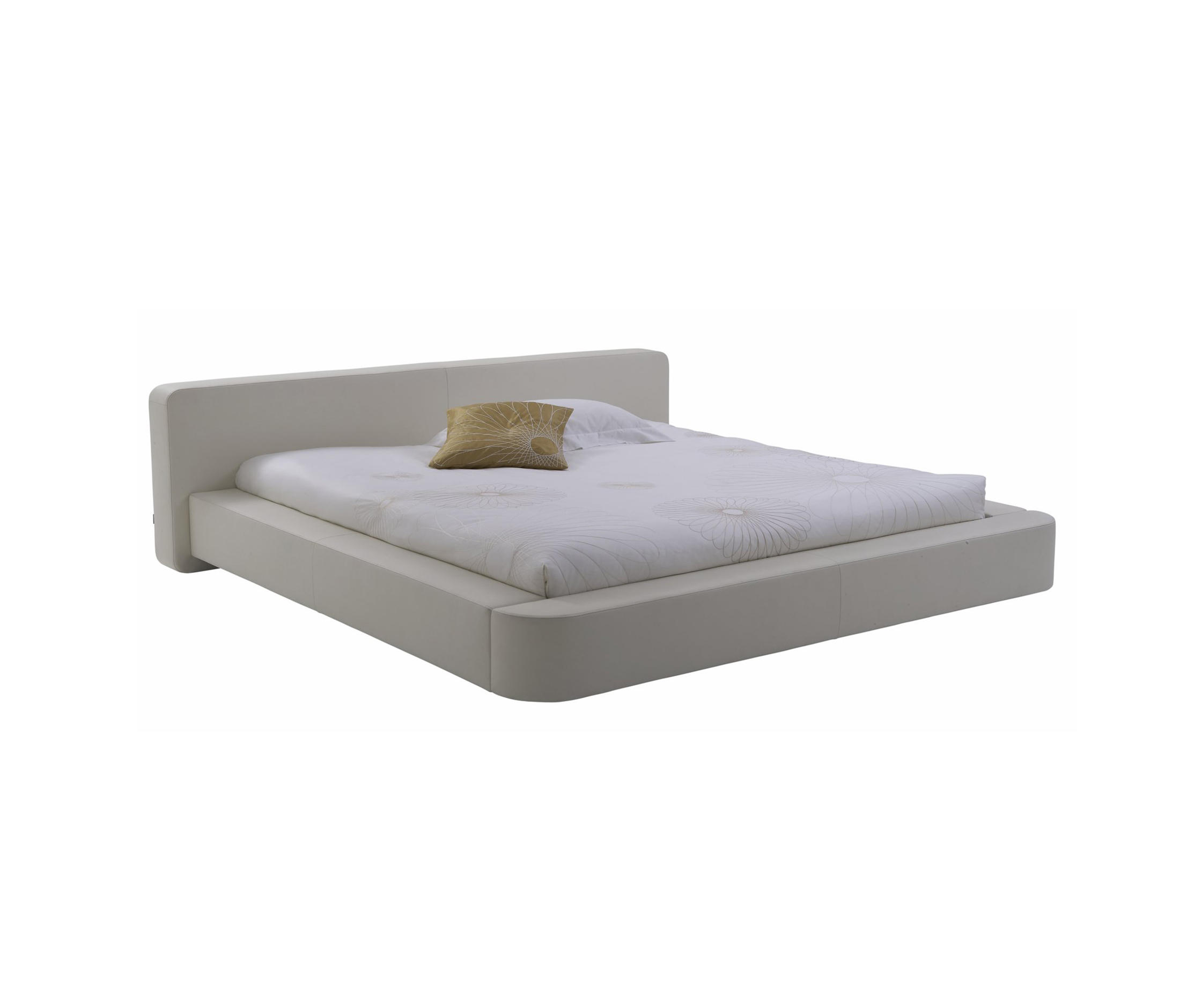 CEMIA BED - Beds from Ligne Roset | Architonic