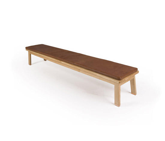 LOW BENCH - Benches from Studioilse | Architonic