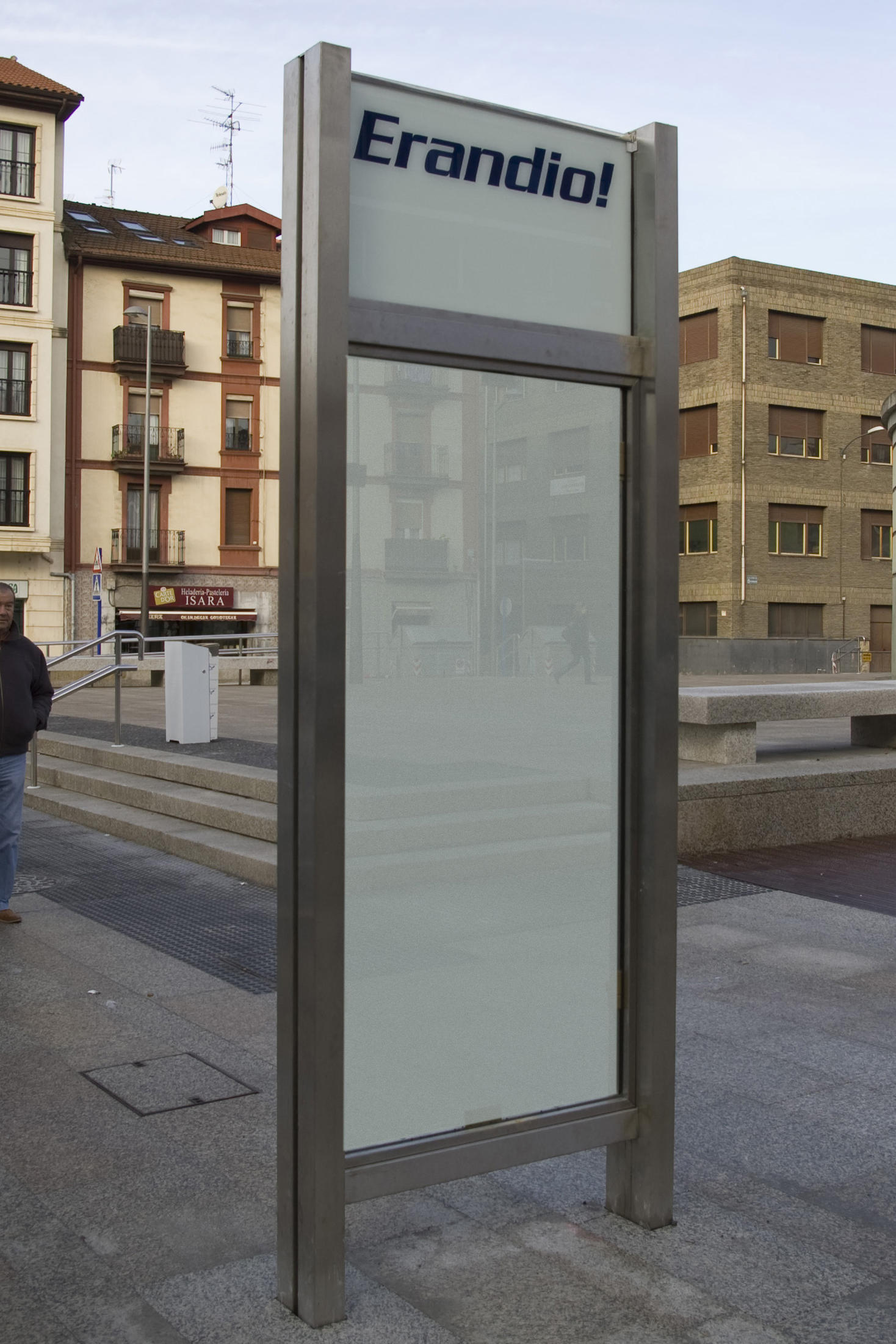 Totem Panel informativo | Architonic