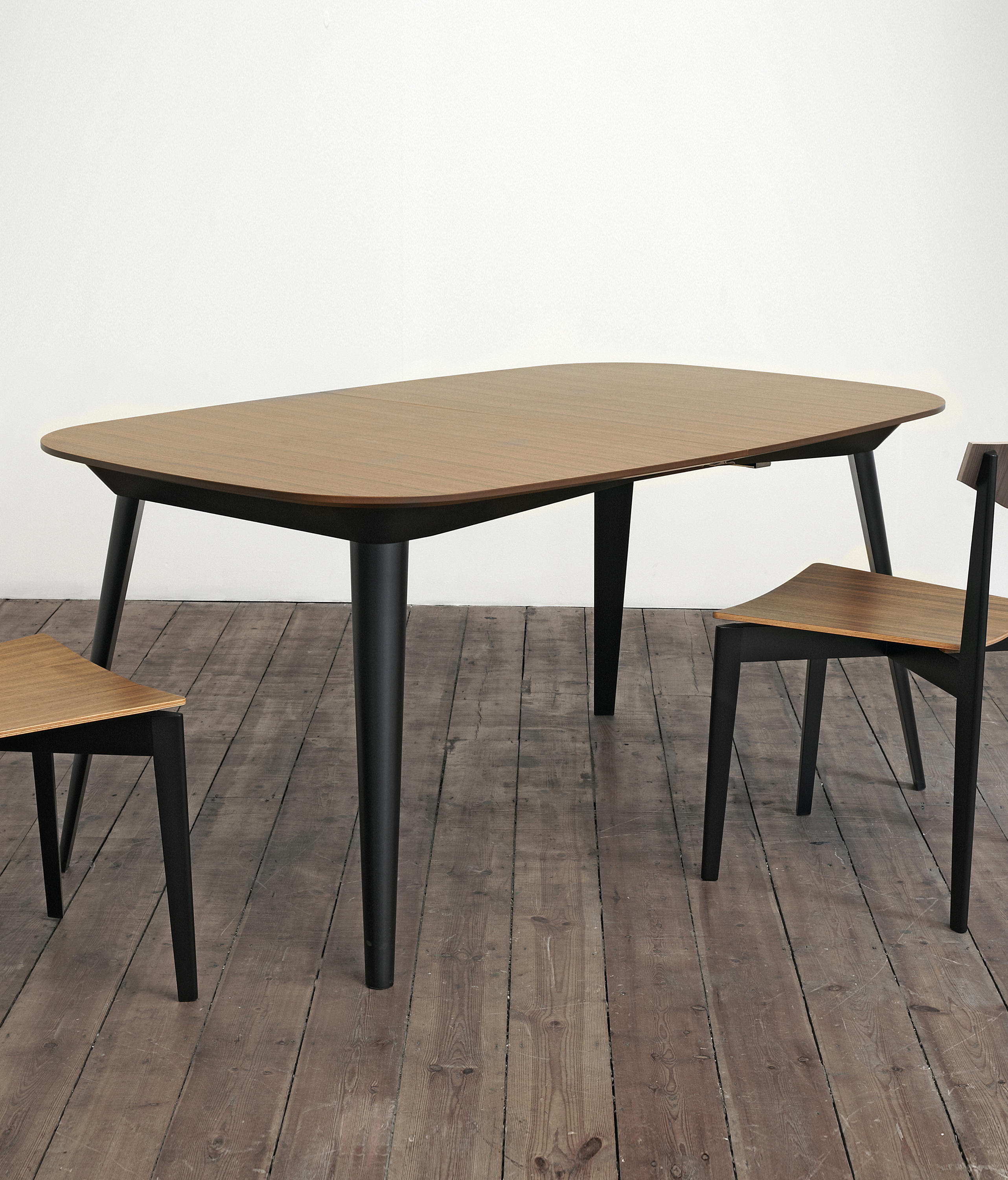 BRIDGE TABLE - Dining tables from Case Furniture | Architonic
