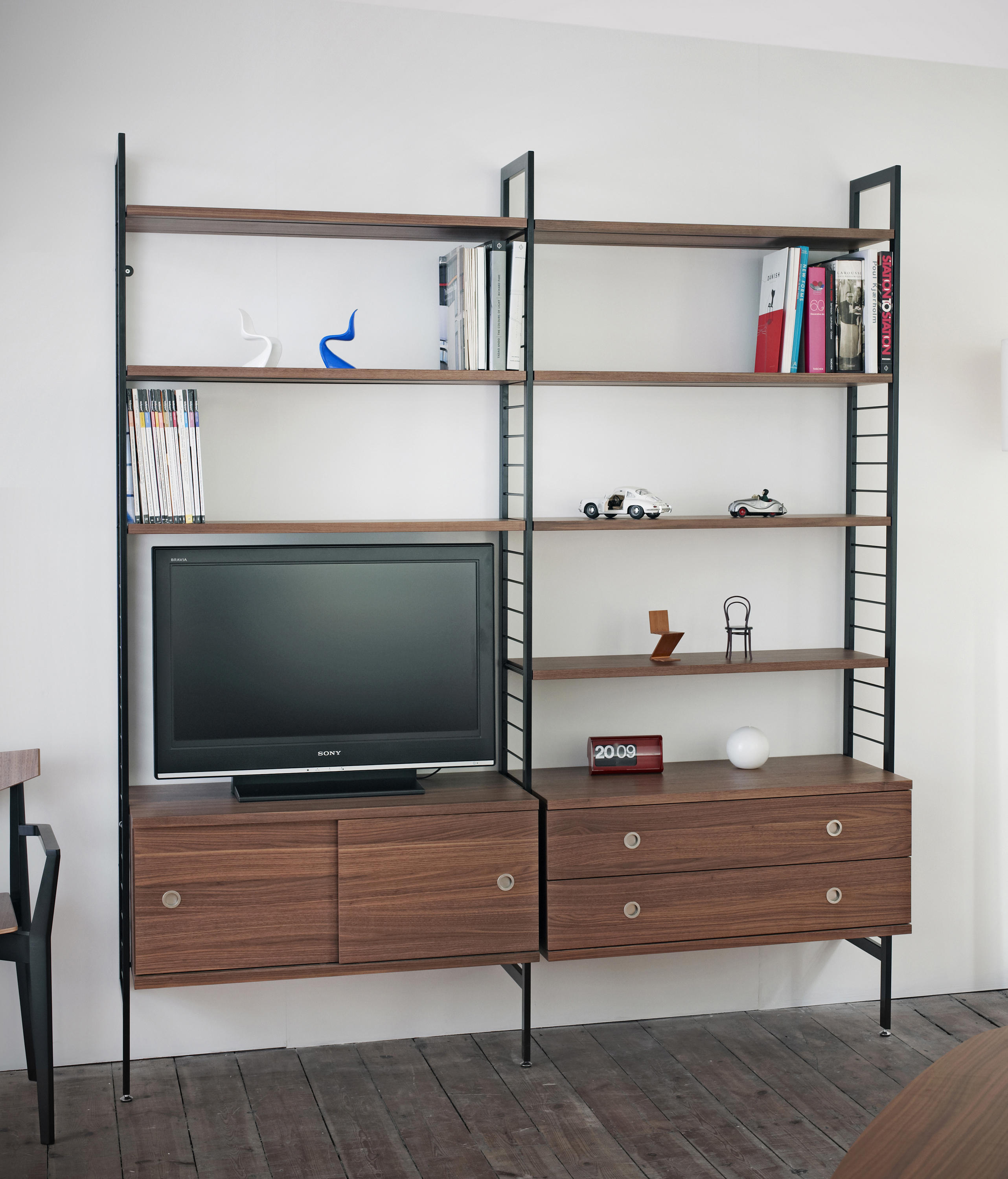 CaseFile system & designer furniture | Architonic