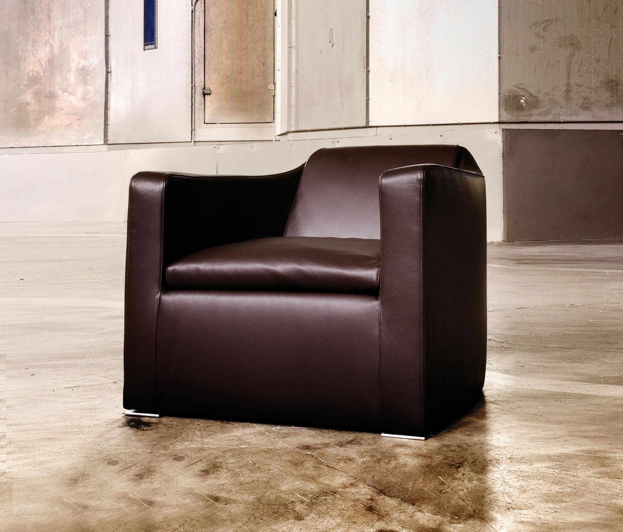 PROFILE - Armchairs from Erba Italia | Architonic