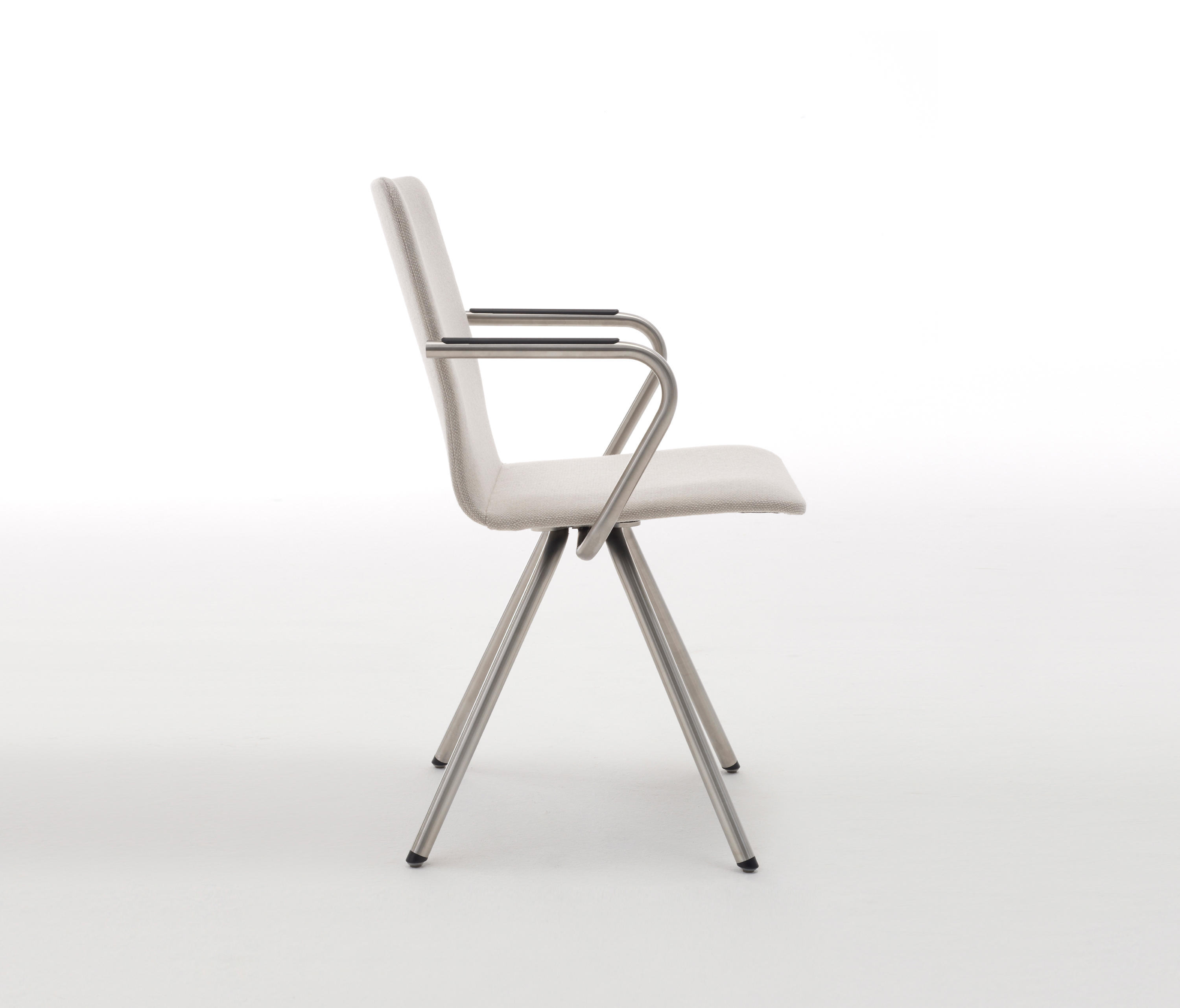 RESET - Chairs from Arco | Architonic