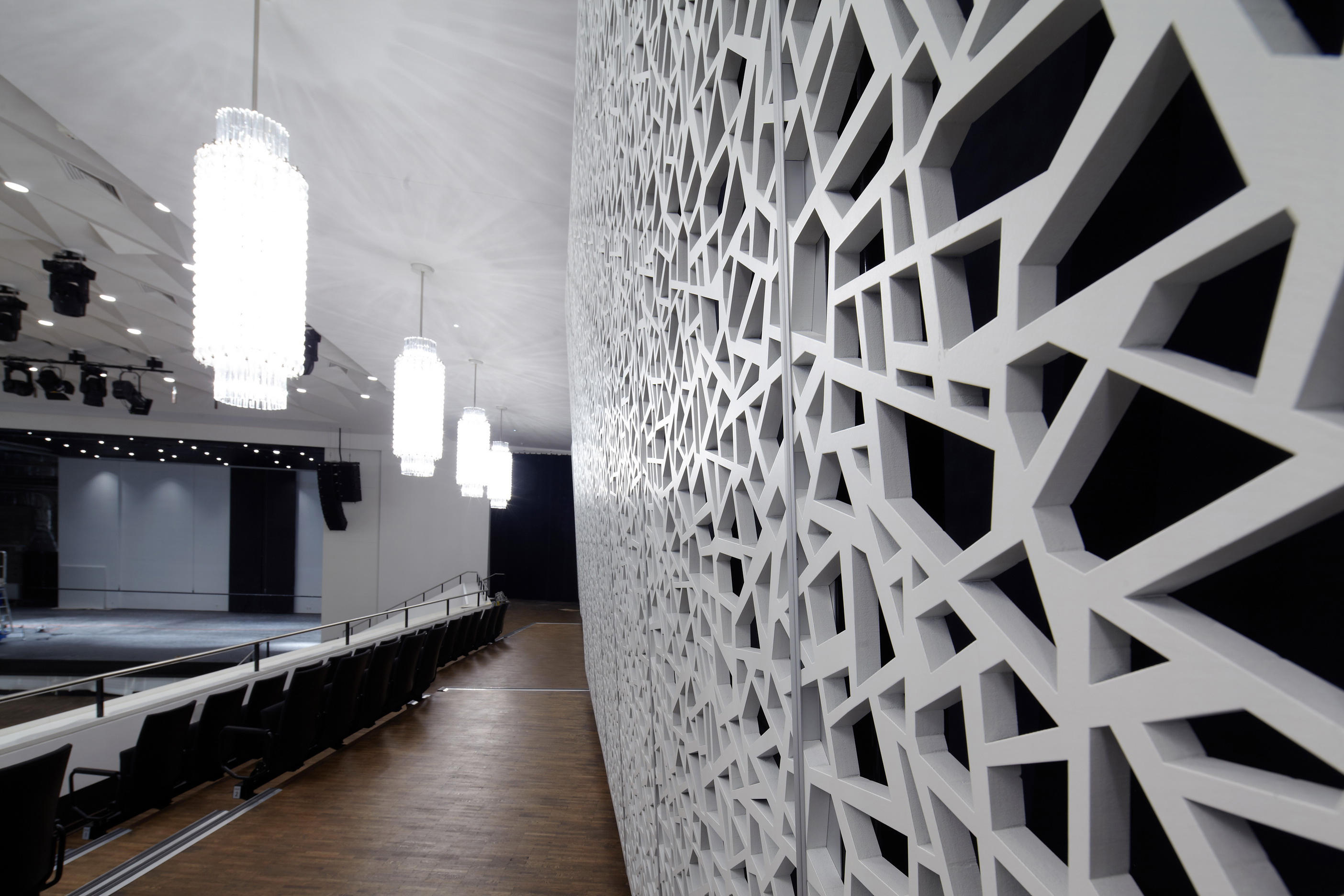 ROOM ACOUSTICS - Sound absorbing wall systems from Bruag | Architonic