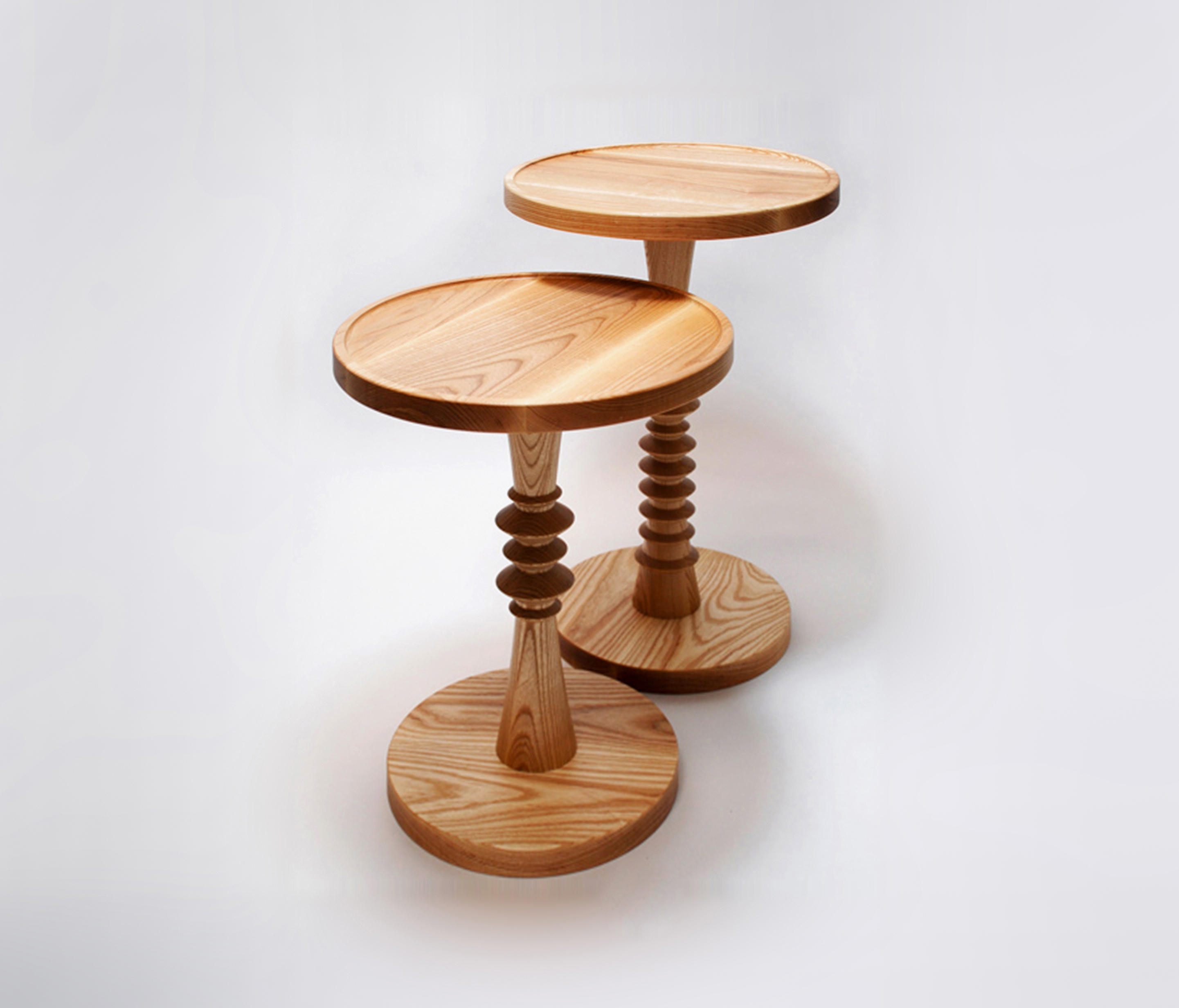 Hidden Pedestal Occasional Table | Architonic