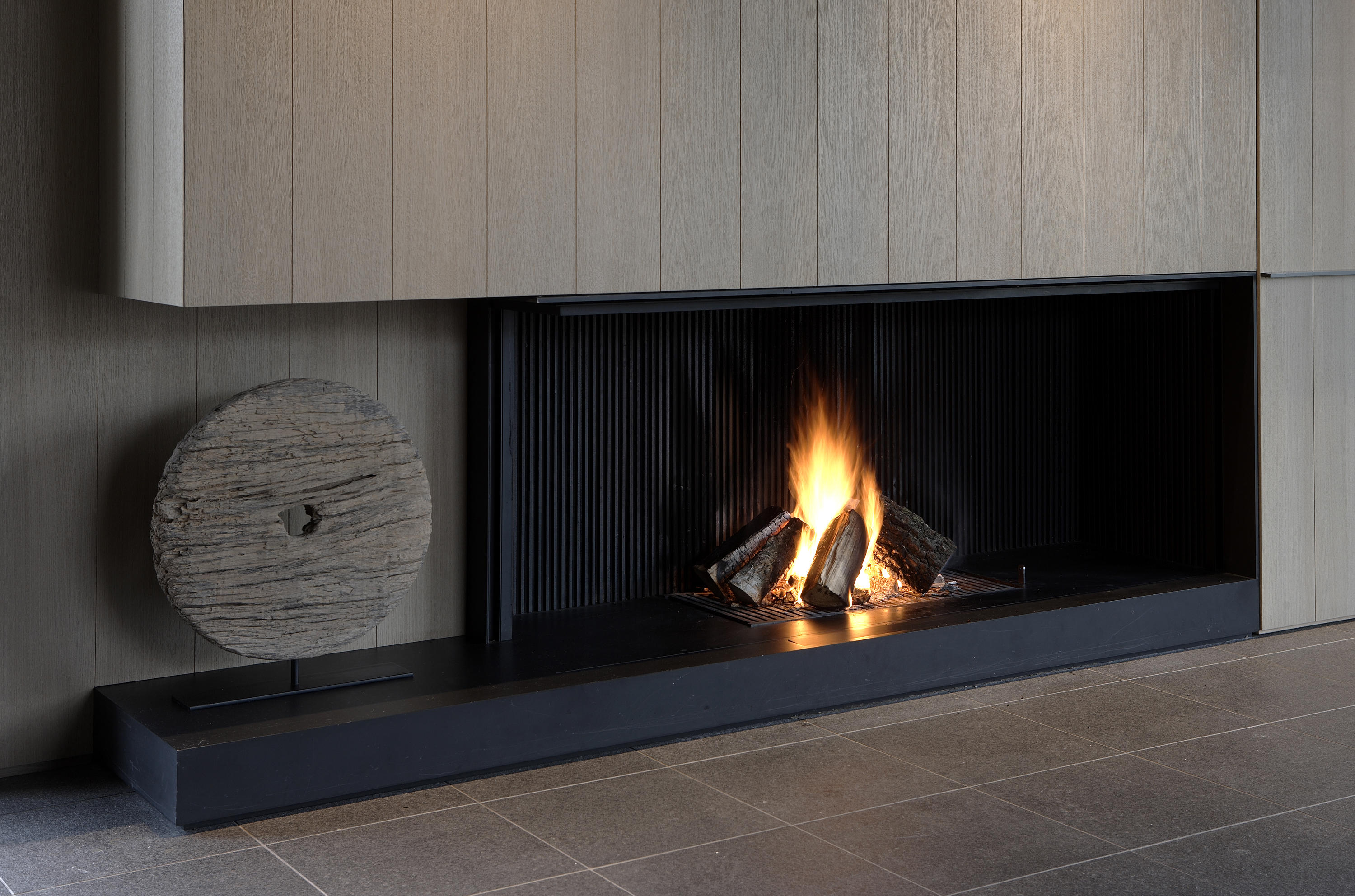 Universal | MF 1900-75 W 2S L | Architonic