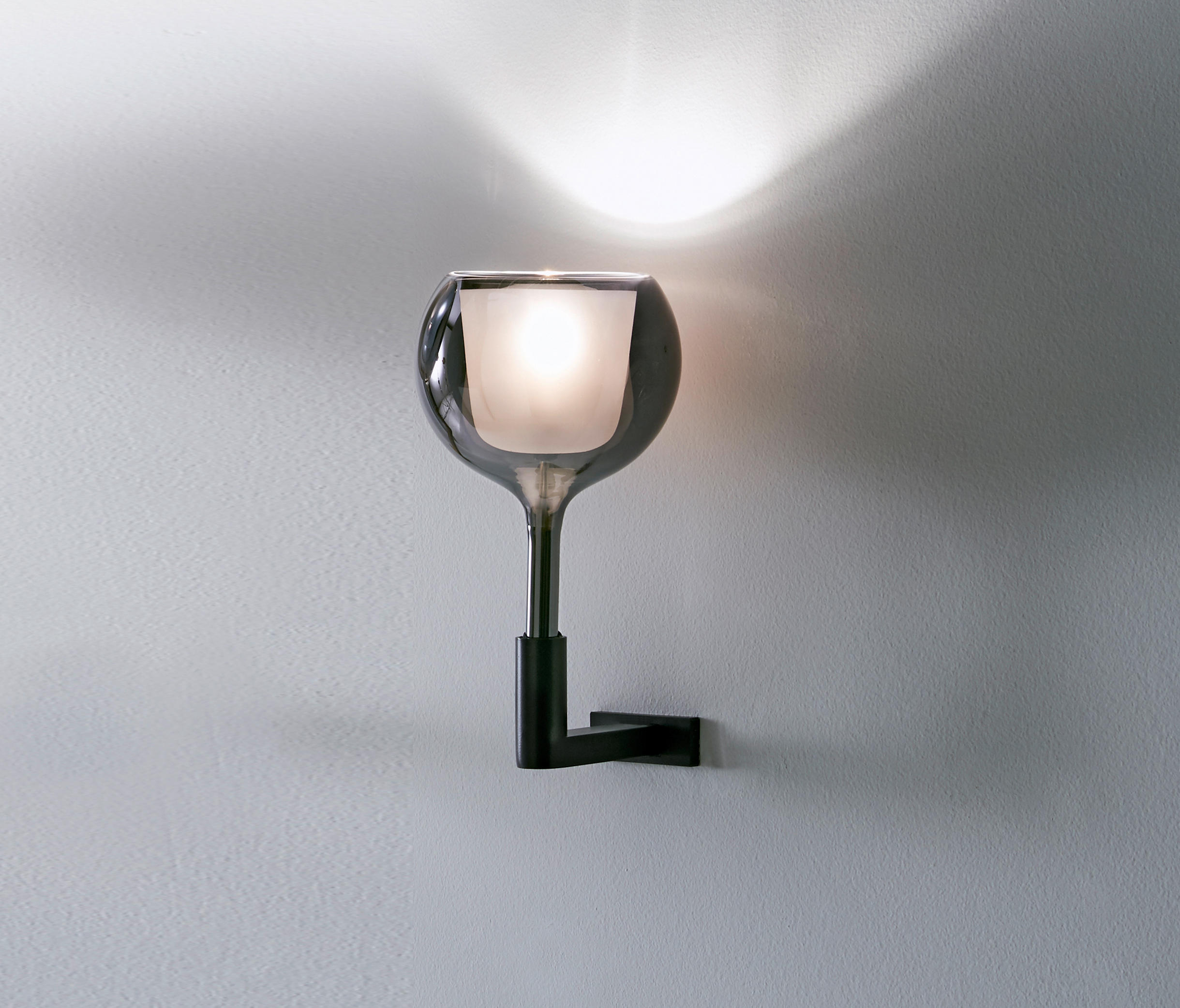 GLO WALL LAMP - Wall lights from Penta | Architonic