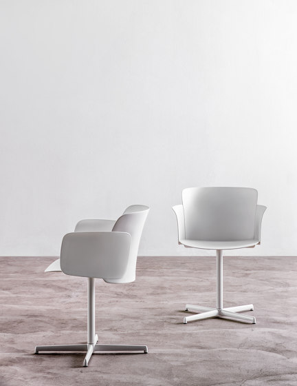 Paper | chair with steel frame elliptical legs | Architonic