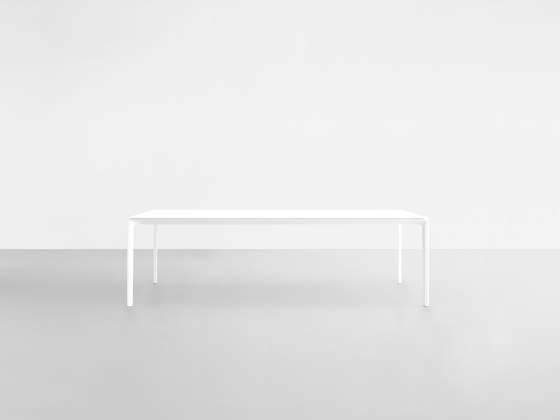 Add T linked table & designer furniture | Architonic Add T linked table & designer furniture | Architonic