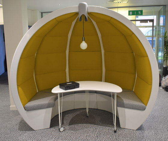 6 Person Escape Pod & designer furniture | Architonic