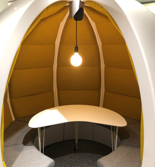 4 Person Escape Pod & designer furniture | Architonic