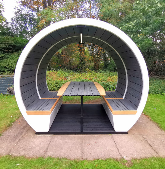 4 Person Outdoor Pod withFront Glass Enclosure and Back Panel | Architonic
