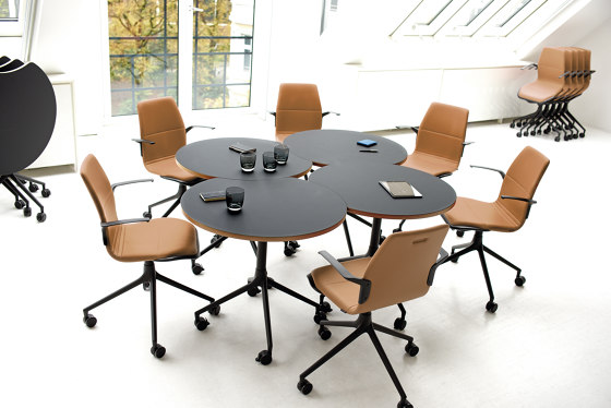 As400 Table Square & designer furniture | Architonic