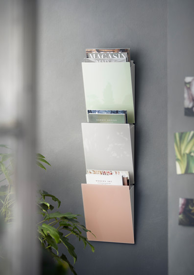 CHAT BOARD® Magazine Rack | Architonic