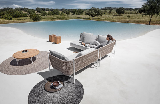 Grand Weave Small Corner Unit Meteor | Architonic